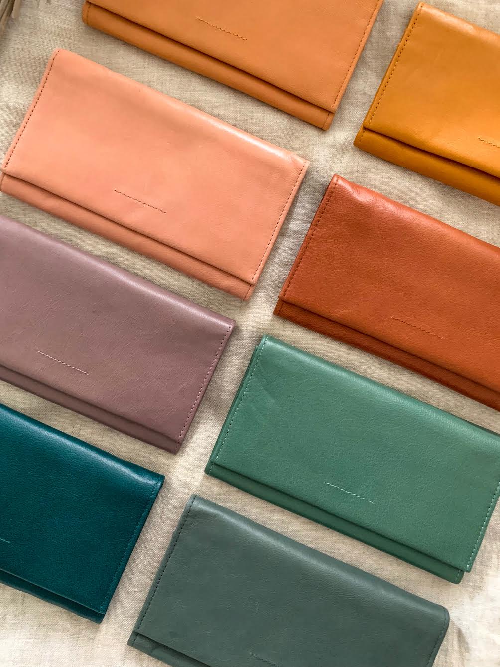 SHOP WALLETS + PURSES - Ovae