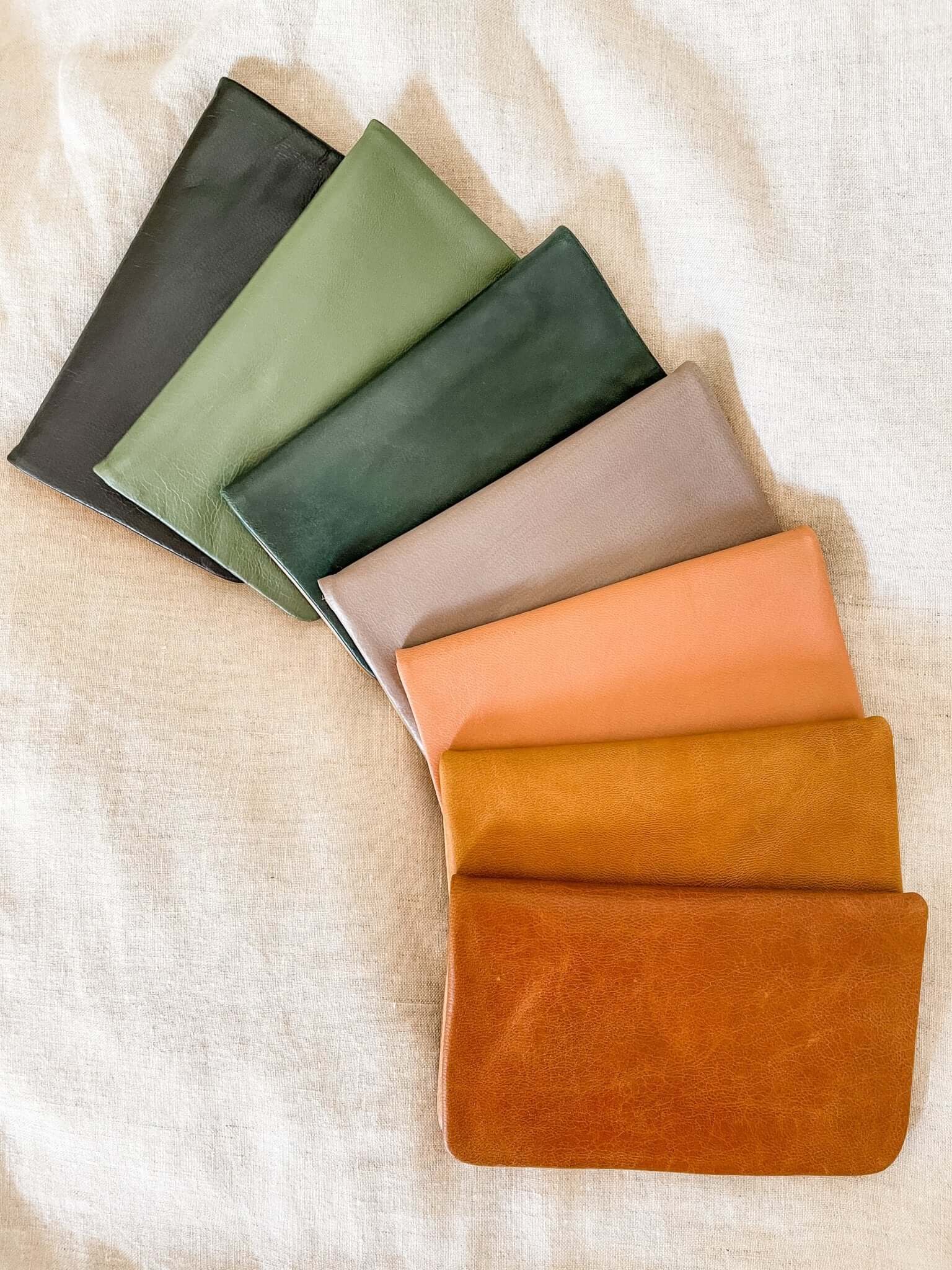 Agatha Phone Wallet - Ovae